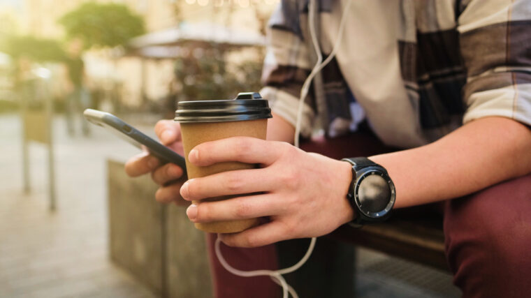 Avoid Verizon roaming charges during international travel | aloSIM