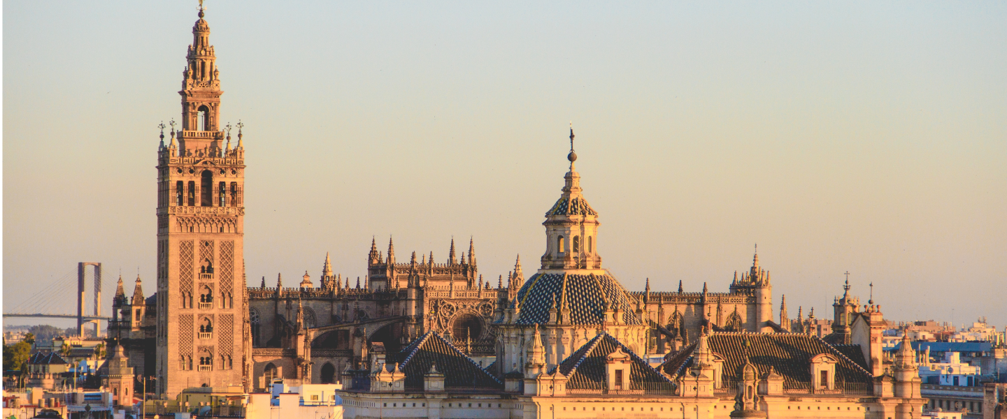 Spain vacation | Your ultimate Spain travel guide | aloSIM